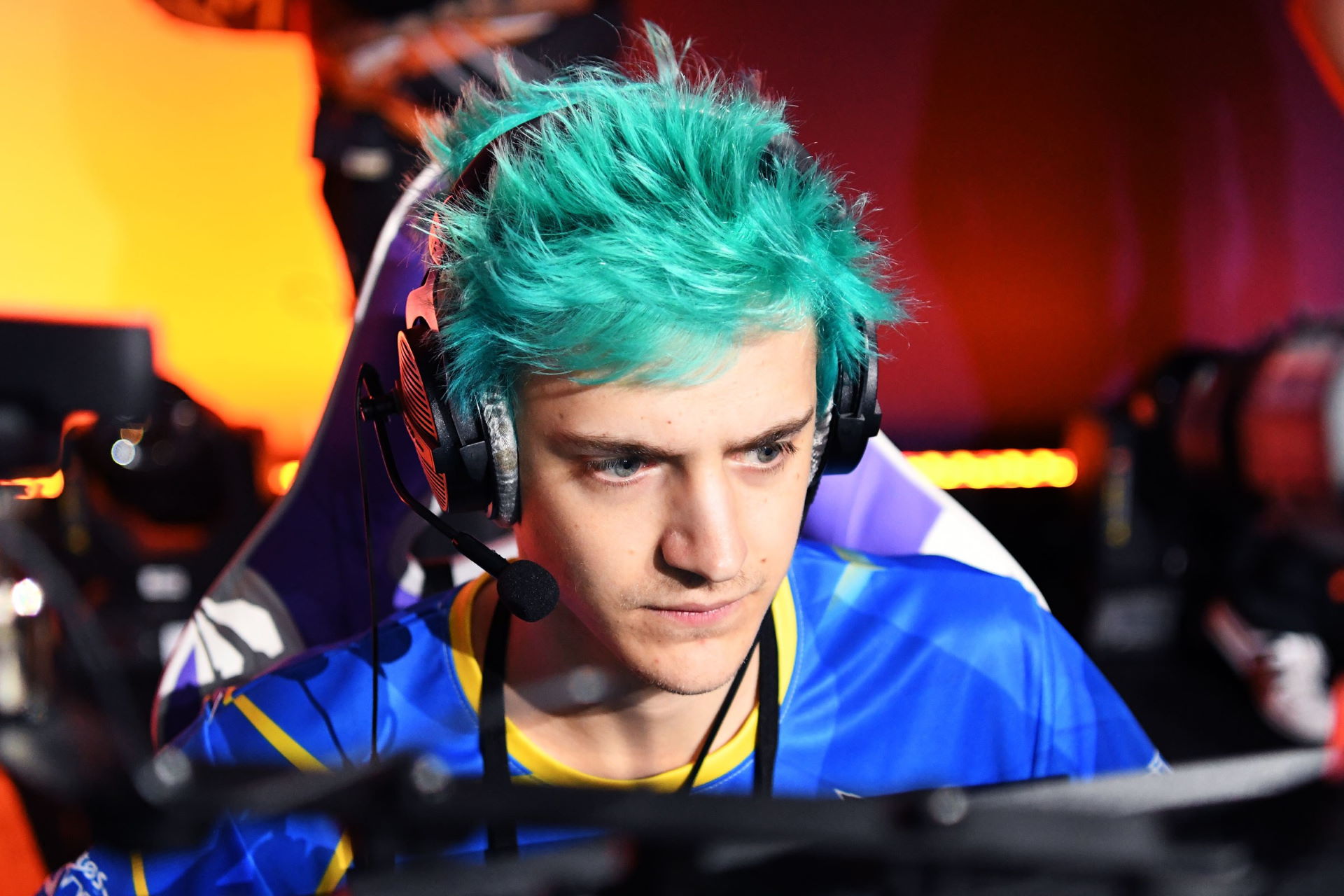 Ninja podpisał ekskluzywną umowę z Twitchem | Gaming Society