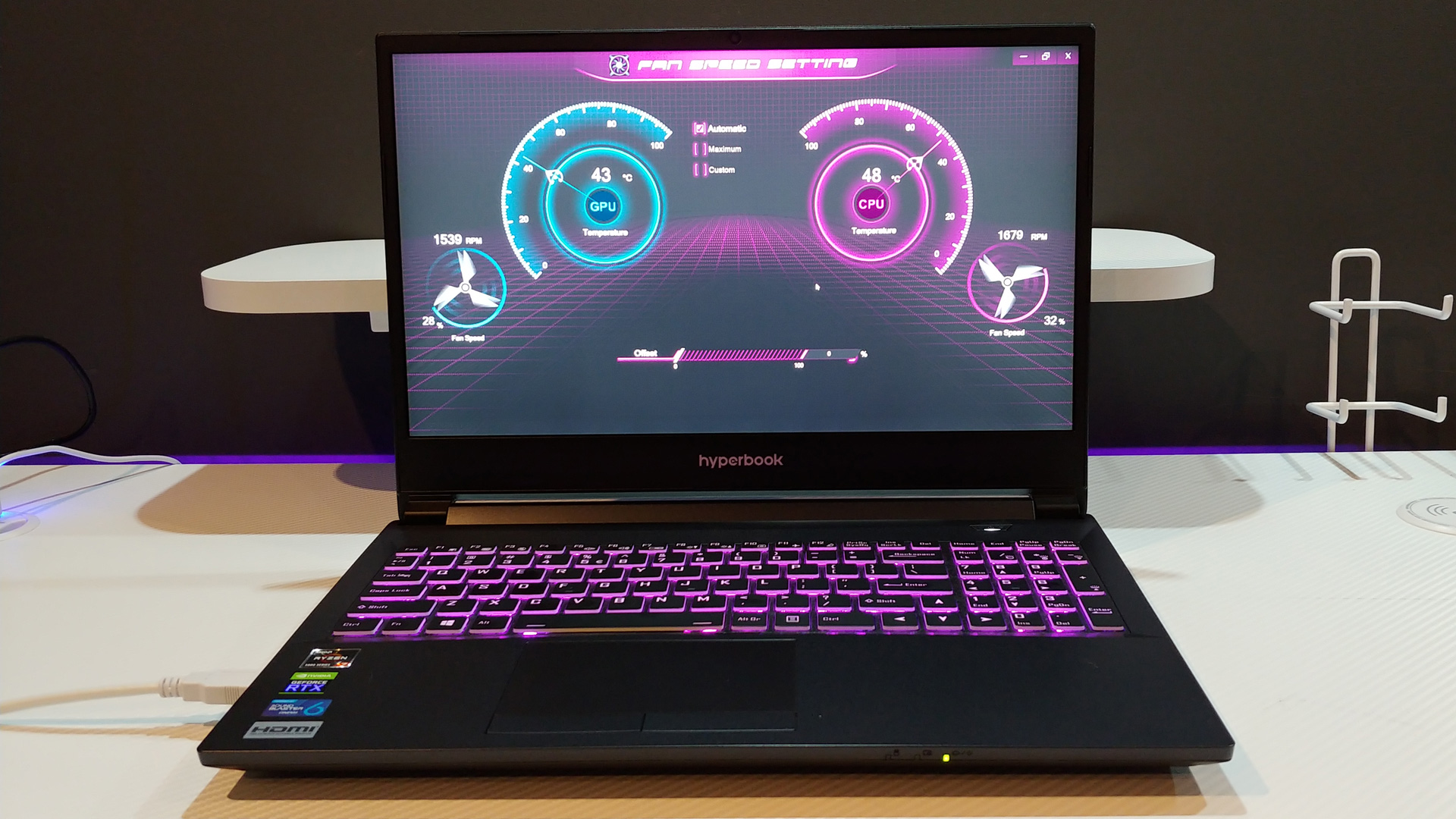 Hyperbook NH5 Zen - Najwydajniejszy laptop z RTX 3060 na rynku ...